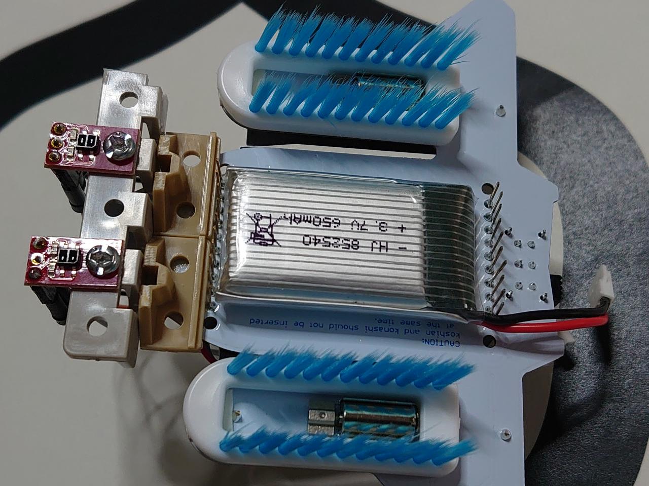 Space Bristlebots + ATOM Lite | ProtoPedia