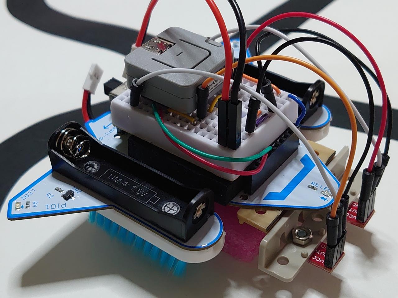 Space Bristlebots + ATOM Lite | ProtoPedia